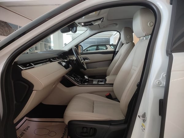 Land Rover Amp Motors | Retailer | Jaipur, IN