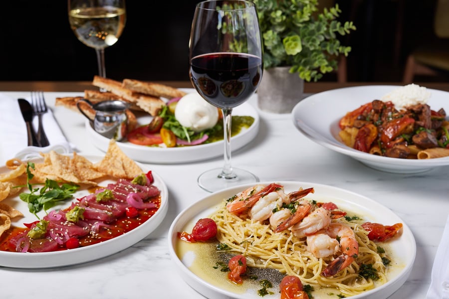 Hunters Landing in Toronto, ON | The Landing Restaurant Group ...