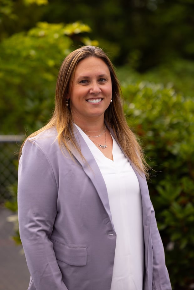 Kristi Waiss Hooser – Allstate Car Insurance Agent Near Me in Renton, WA