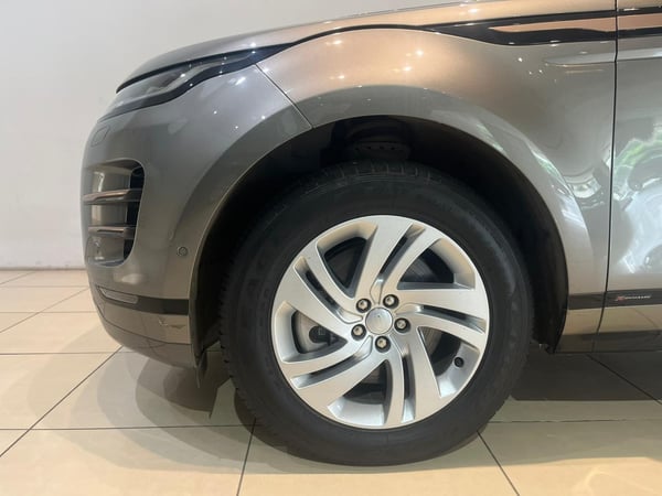 About Land Rover Modi Motors, Mumbai