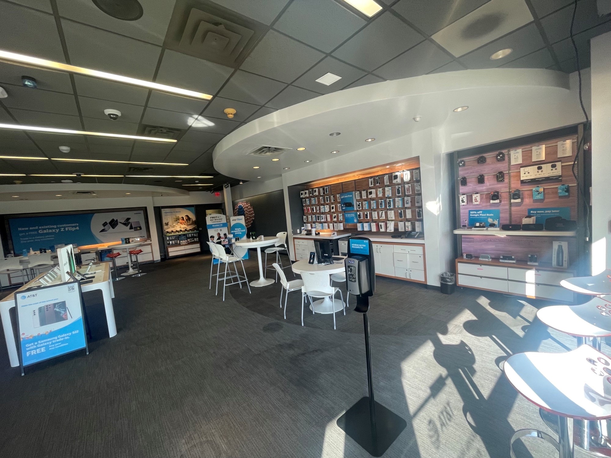 AT&T Nederland | Cell Phones, Wireless Plans & Accessories | 8445 ...