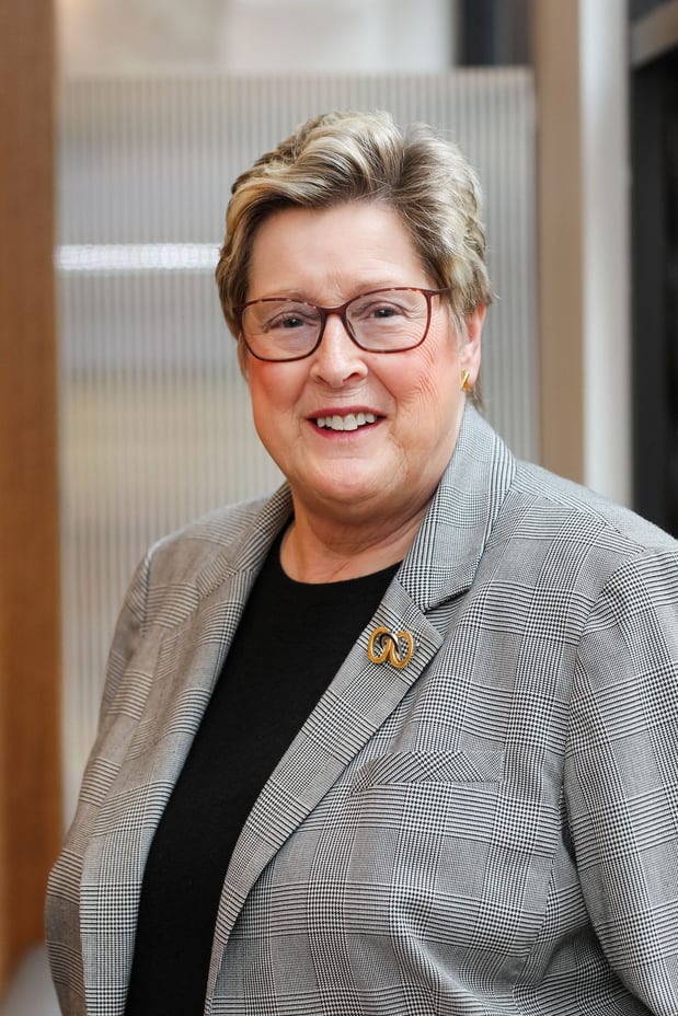 Susan M Reck - Financial Advisor in Bloomfield Hills, MI 48304 | Merrill