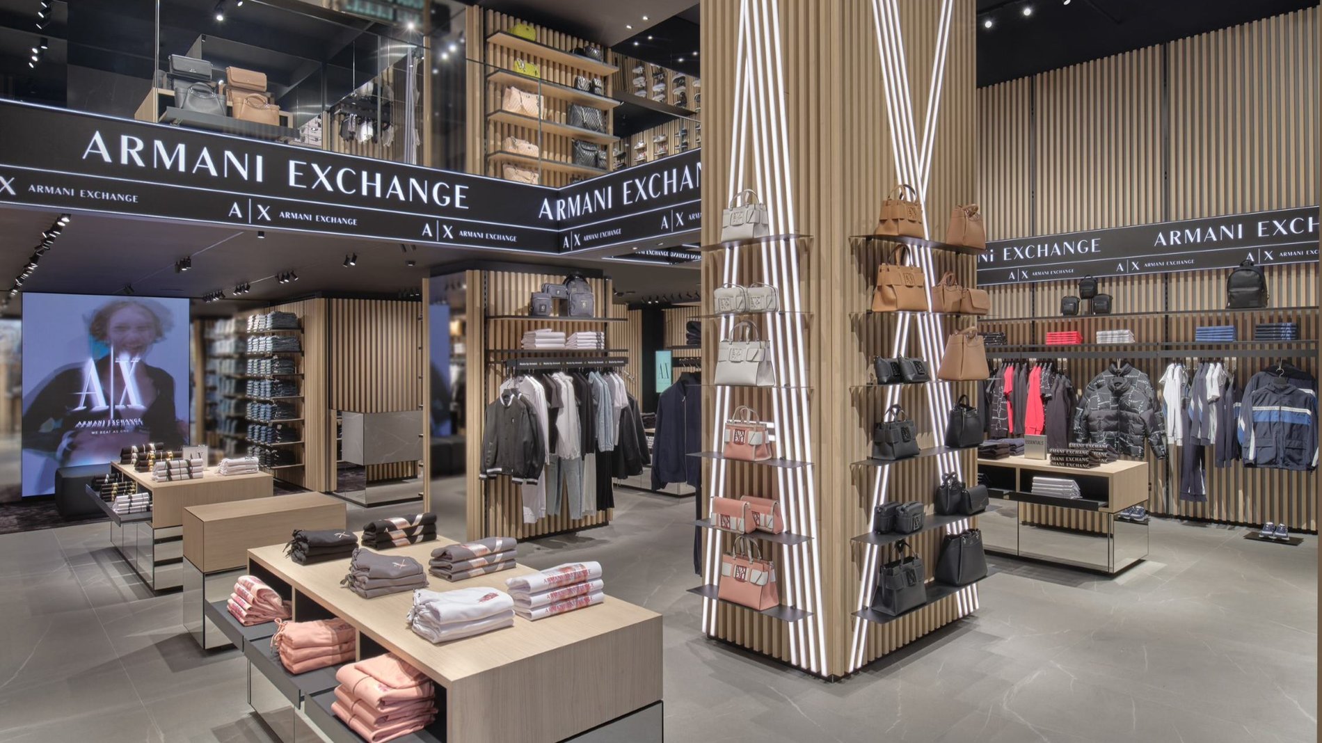 AX Armani Exchange Roma in Roma | Armani Exchange