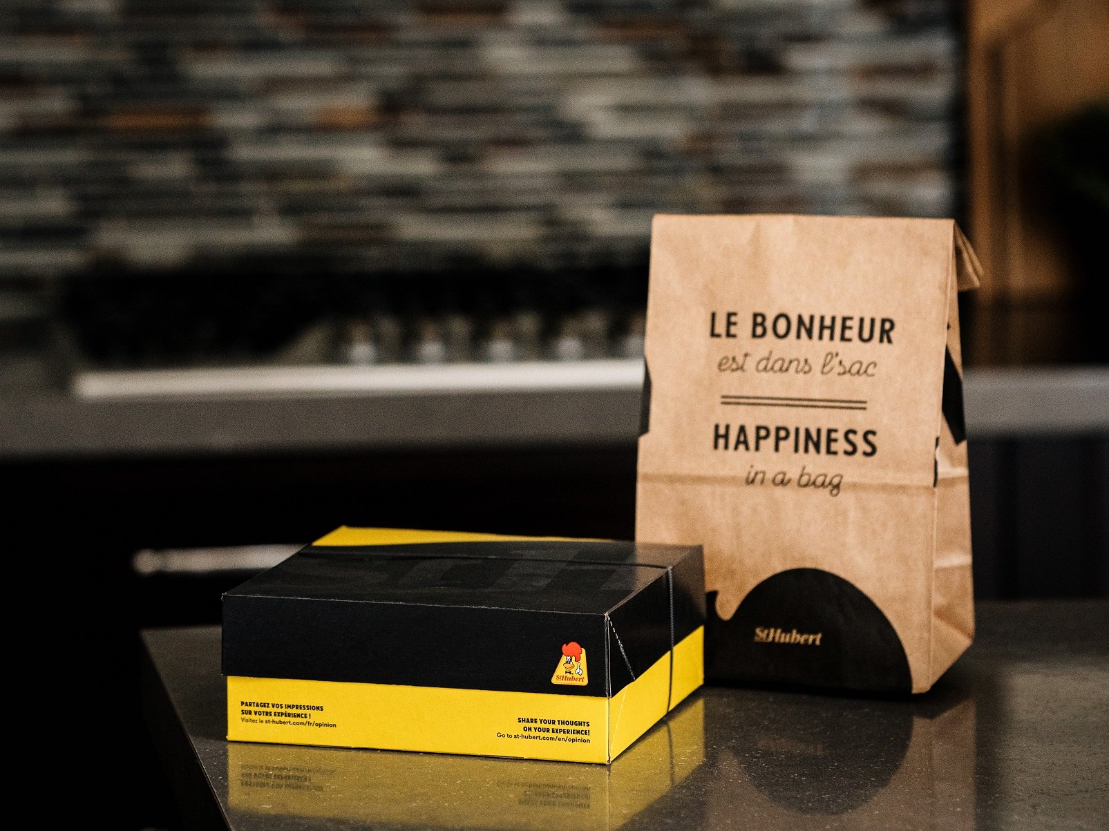 St-Hubert Bathurst Restaurant | Takeout | Delivery | Rôtisserie Chicken ...