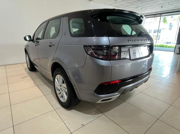 About Land Rover Modi Motors, Mumbai