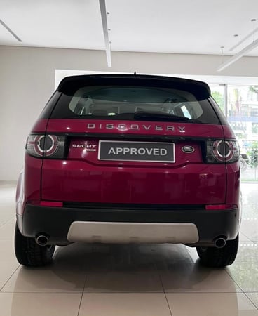 About Land Rover Navnit Motors