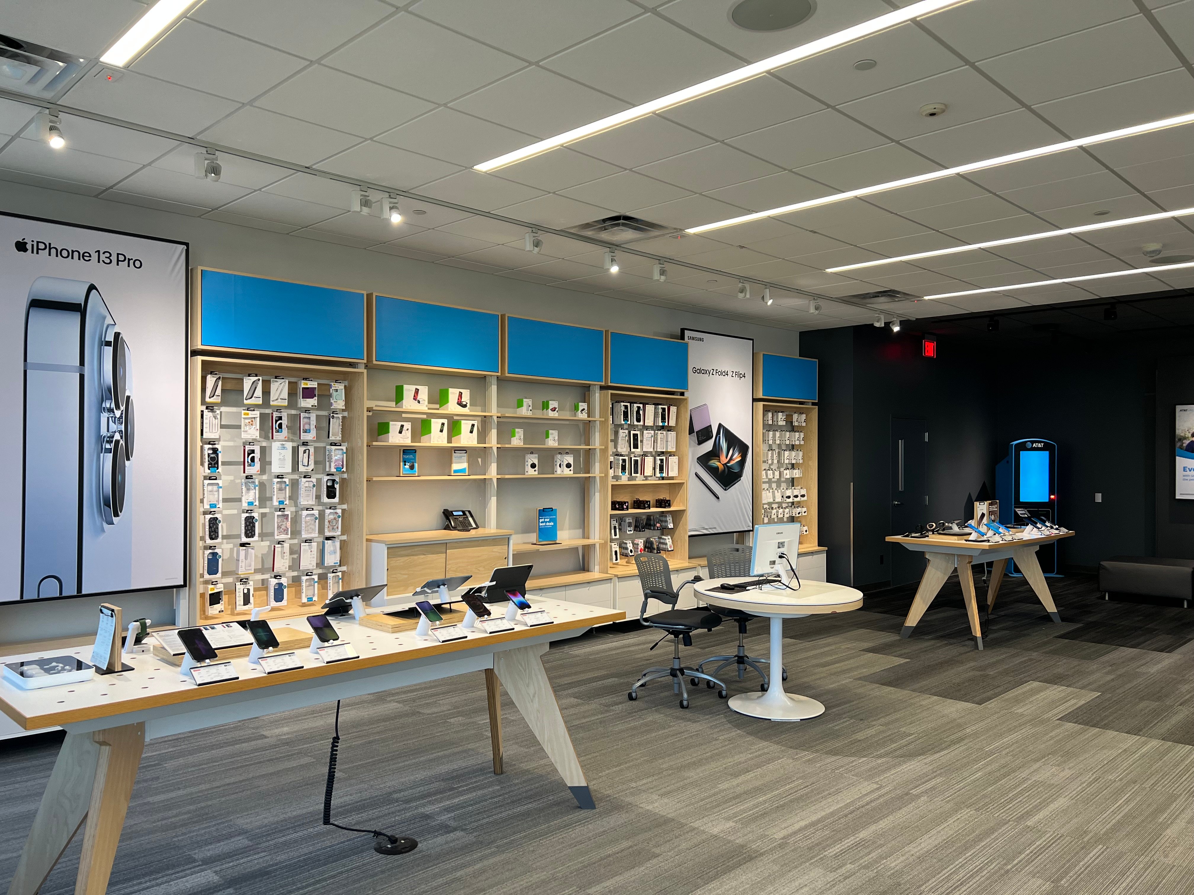 AT&T Maplewood | Cell Phones, Wireless Plans & Accessories | 3070 White ...