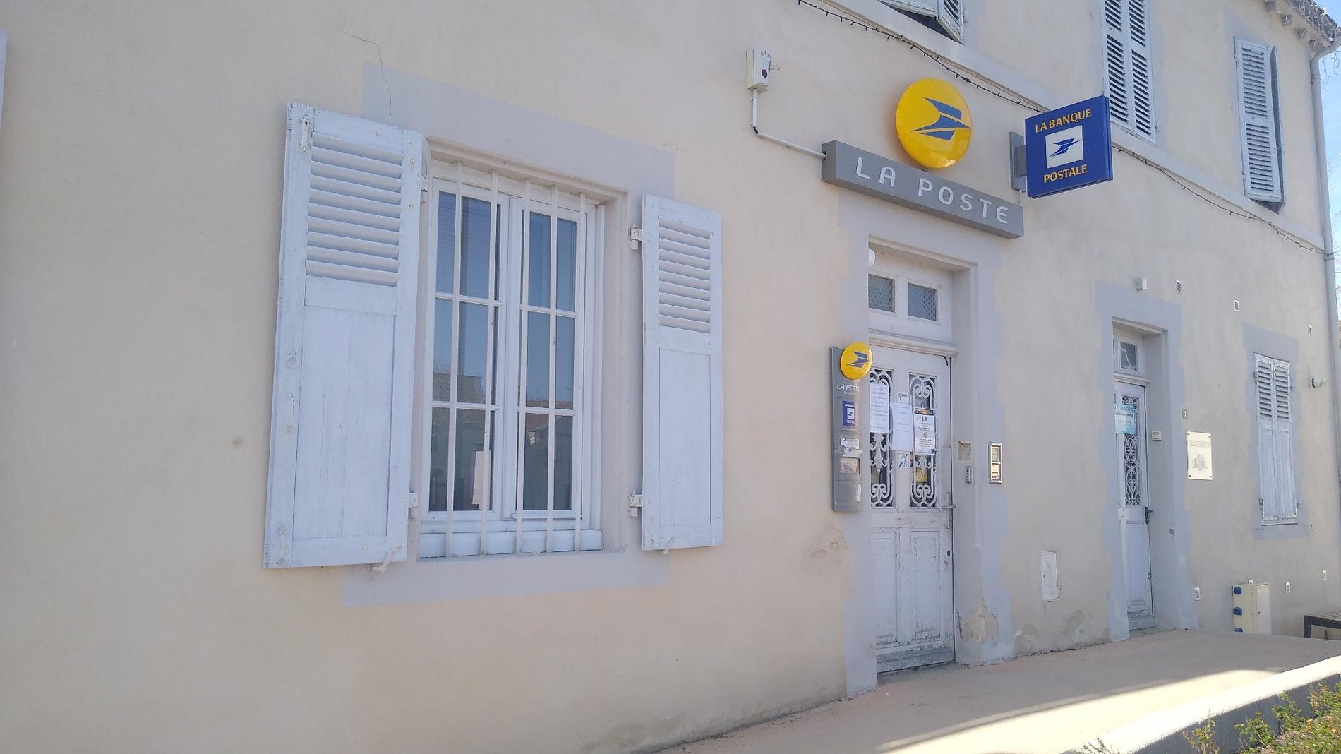 La Poste BROUT VERNET (03110) - La Poste