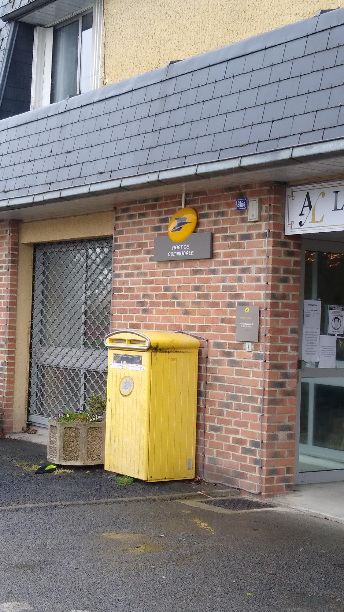 La Poste Agence Communale VERMAND Mairie (02490) - La Poste