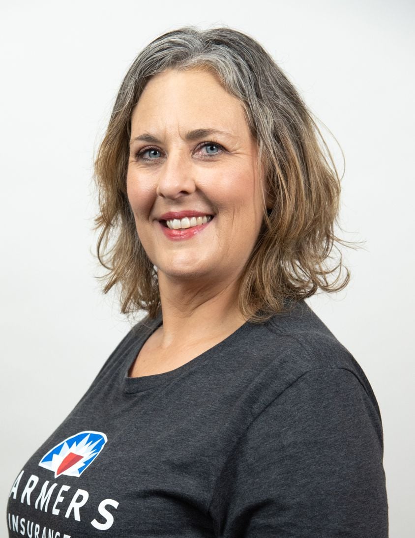 Jennifer Ball's Instagram, Twitter & Facebook on IDCrawl