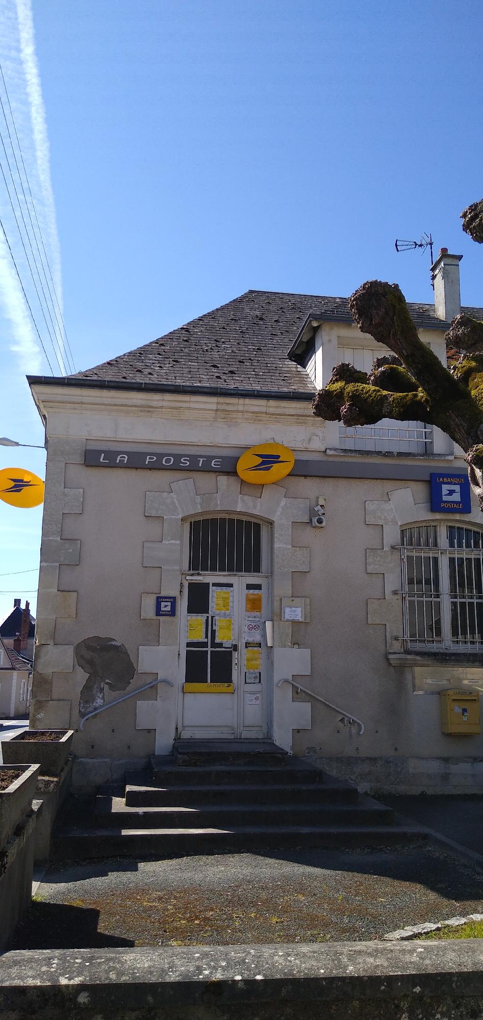 La Poste CLION (36700) - La Poste