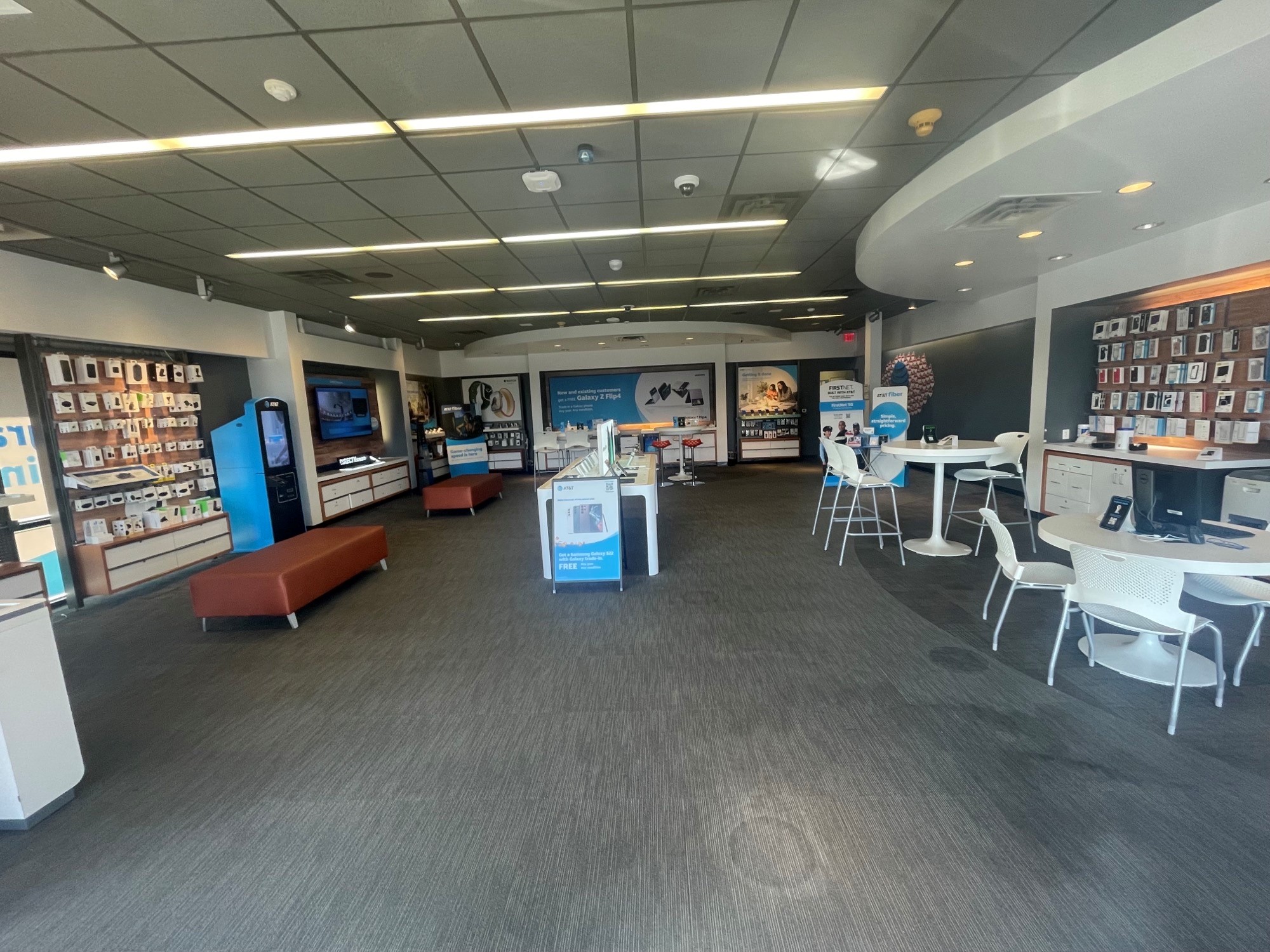 AT&T Nederland | Cell Phones, Wireless Plans & Accessories | 8445 ...