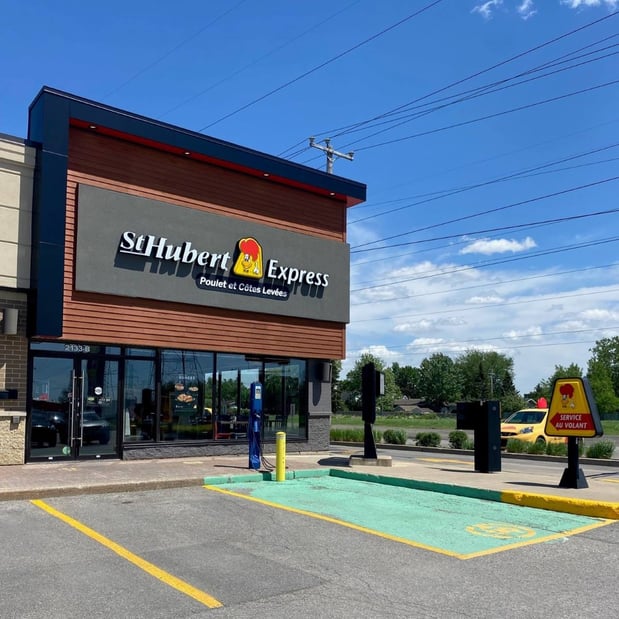 Restaurant St-Hubert Vimont (Laval) | à emporter | Livraison | Poulet ...