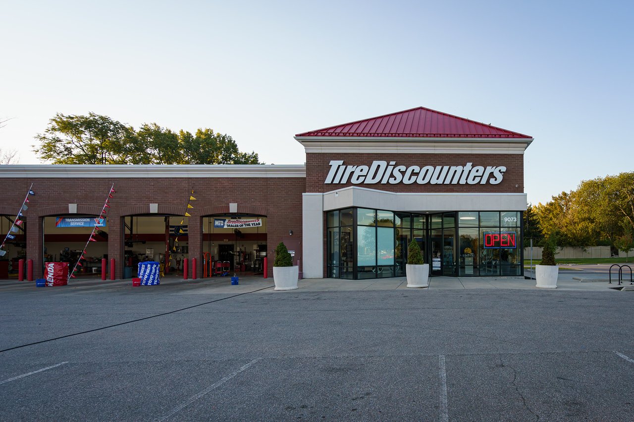 Discount tires avon store