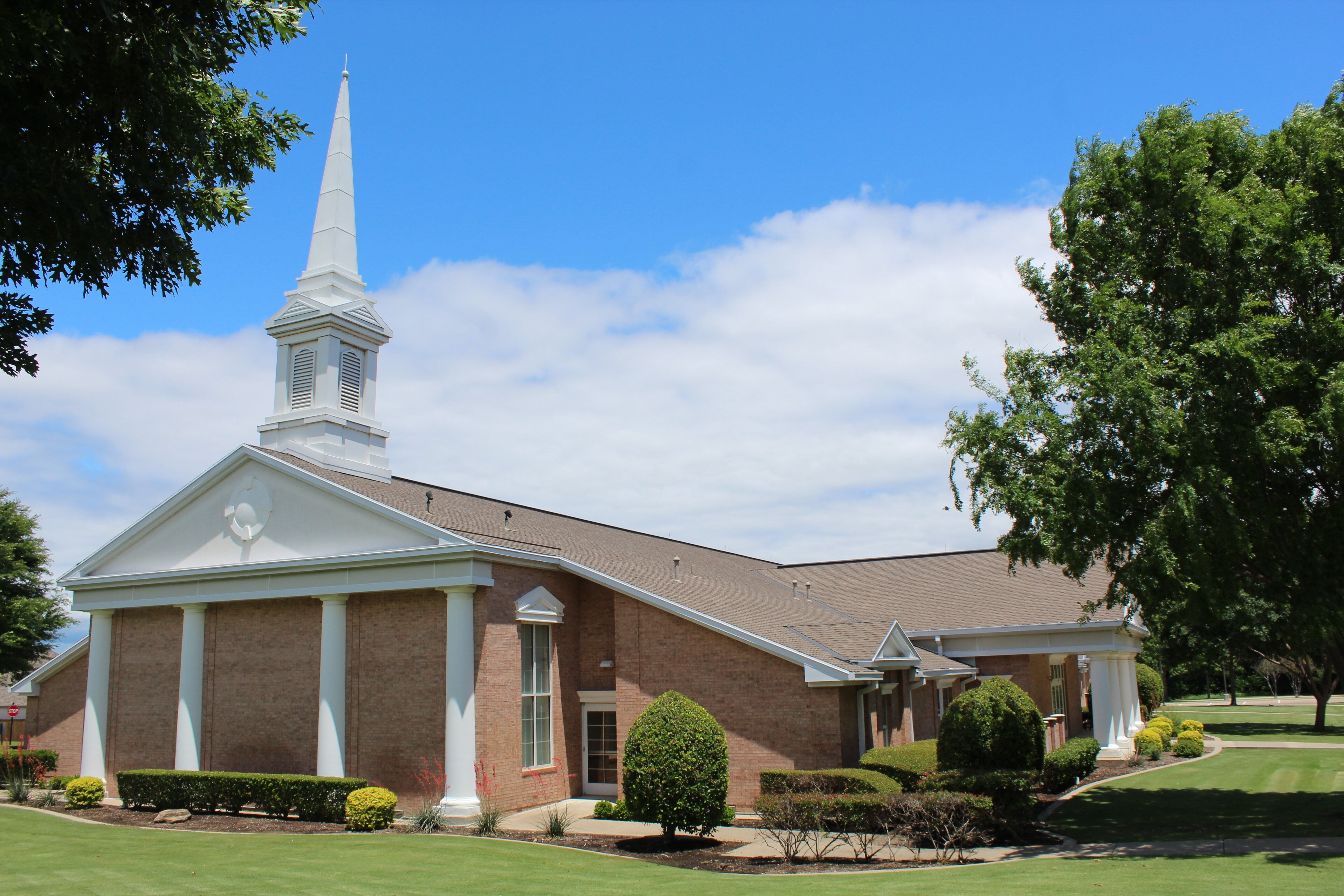 Christian Church in McKinney, TX | 1020 North Lake Forest Drive ...