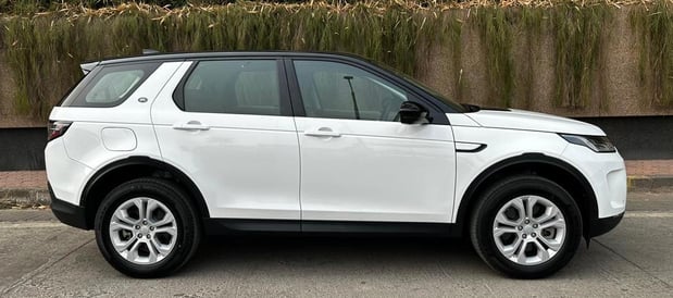 Land Rover Navnit Motors | Retailer | Mumbai, IN