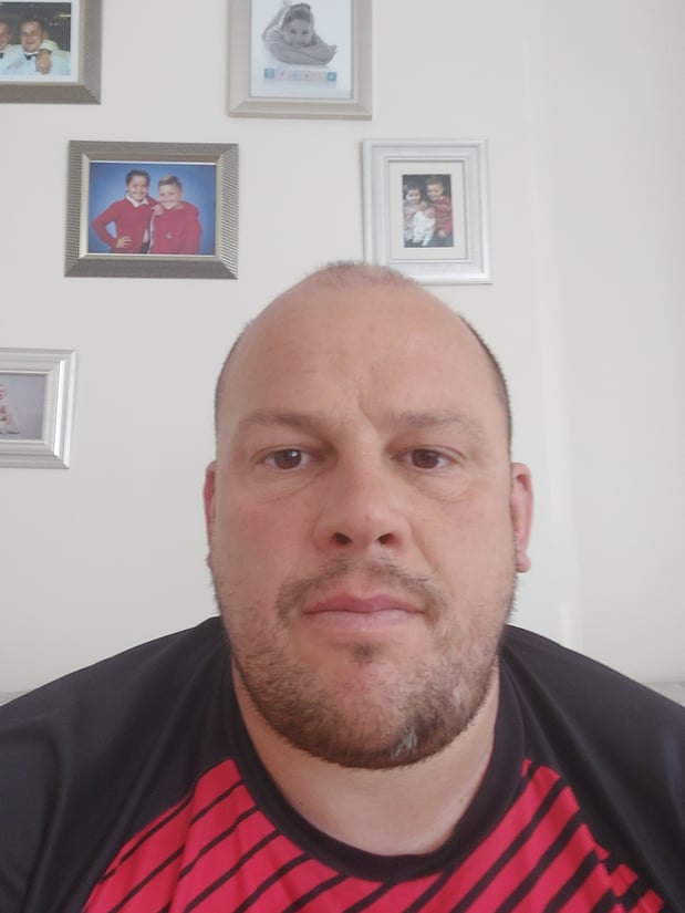 Jonathan Mizen - Utility Warehouse - Cwmafan