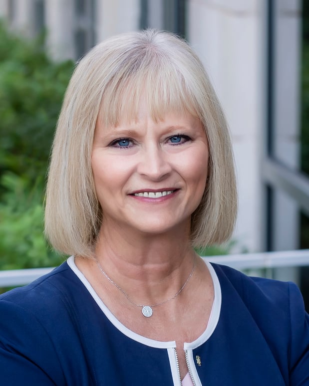 Lisa Haefner's Instagram, Twitter & Facebook on IDCrawl