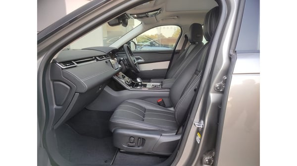 Land Rover Amp Motors | Retailer | Jaipur, IN