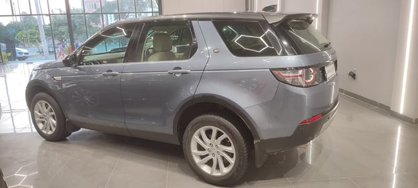 About Land Rover Amp Motors