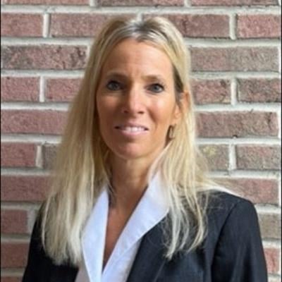 Denise Neugebauer - Financial Advisor in Westlake, OH 44145 | Merrill