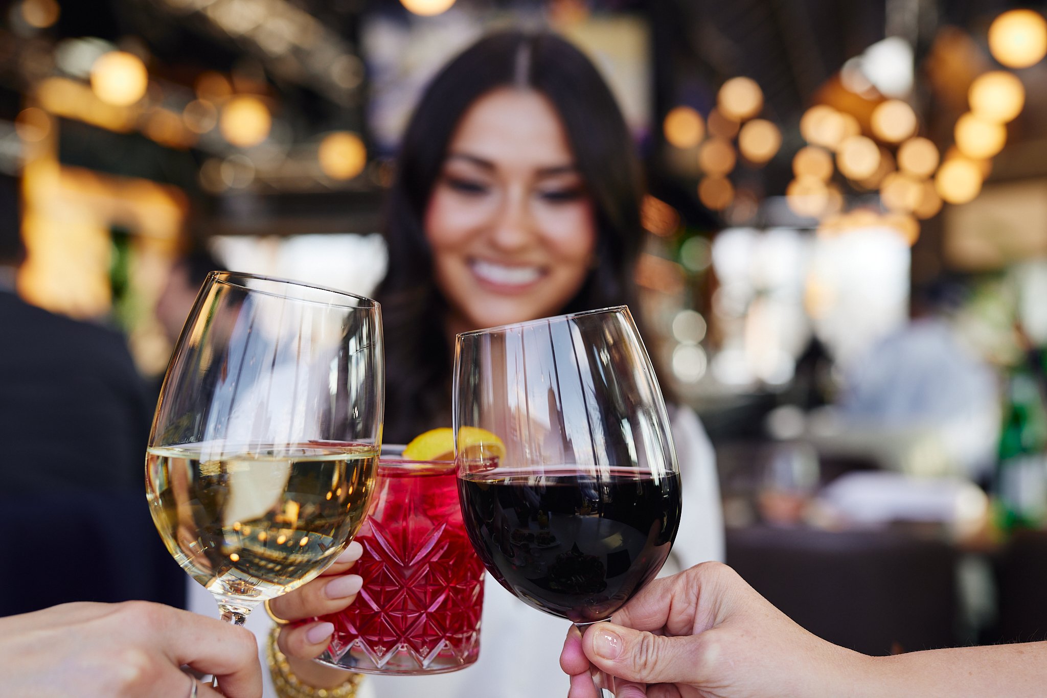 Kellys Landing in 123 Front St. W, Toronto, ON | The Landing Restaurant ...