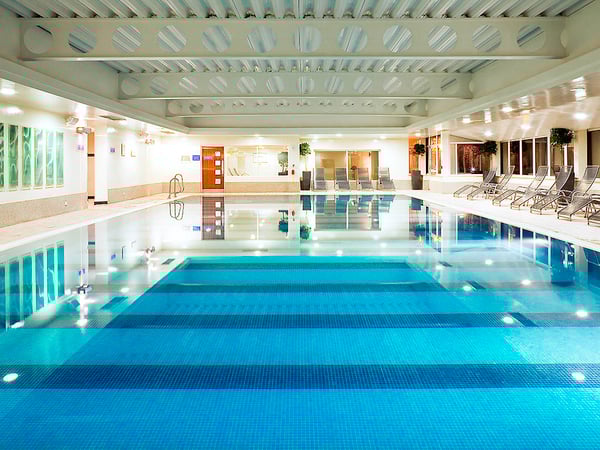 4 & 3 Star Hotels Manchester with Swimming Pools | Mercure