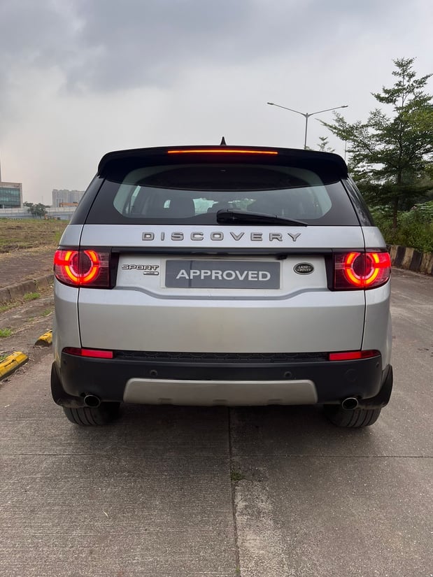 About Land Rover Navnit Motors