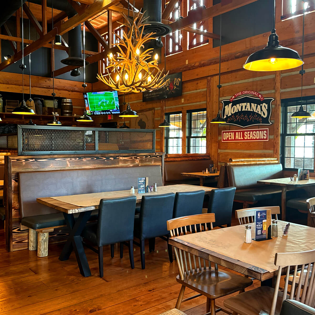 Montana’s Brampton - Great Lakes Dr | Montana's BBQ & Bar | Restaurant ...