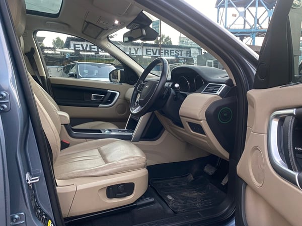 About Land Rover Shakti Auto Cars