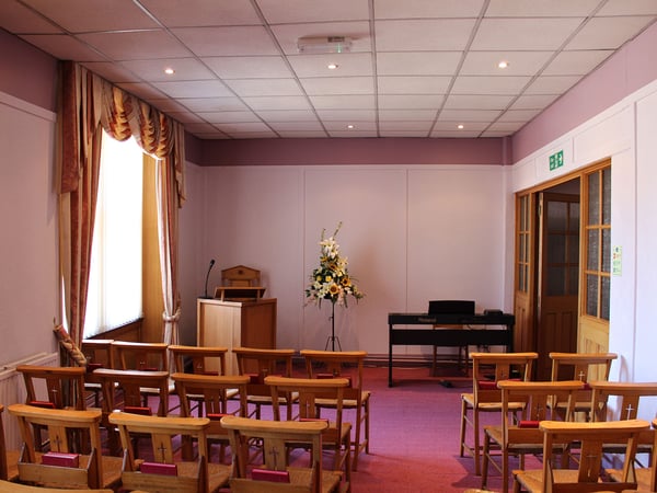 Parlour Service Funerals in Greenock | Dignity Funerals