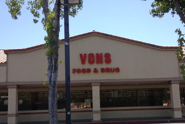Vons Pharmacy at 2048 Avenida De Los Arboles Thousand Oaks, CA ...