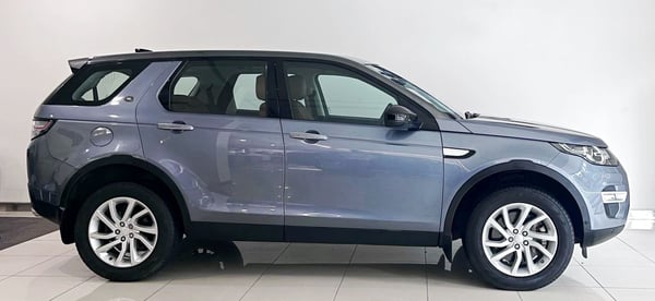 About Land Rover Navnit Motors