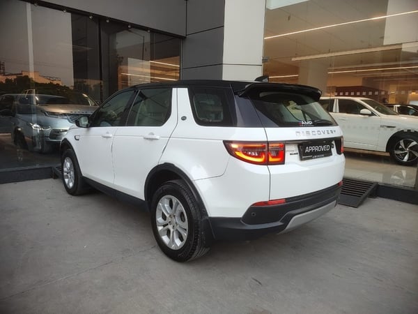 Land Rover Amp Motors | Retailer | Jaipur, IN