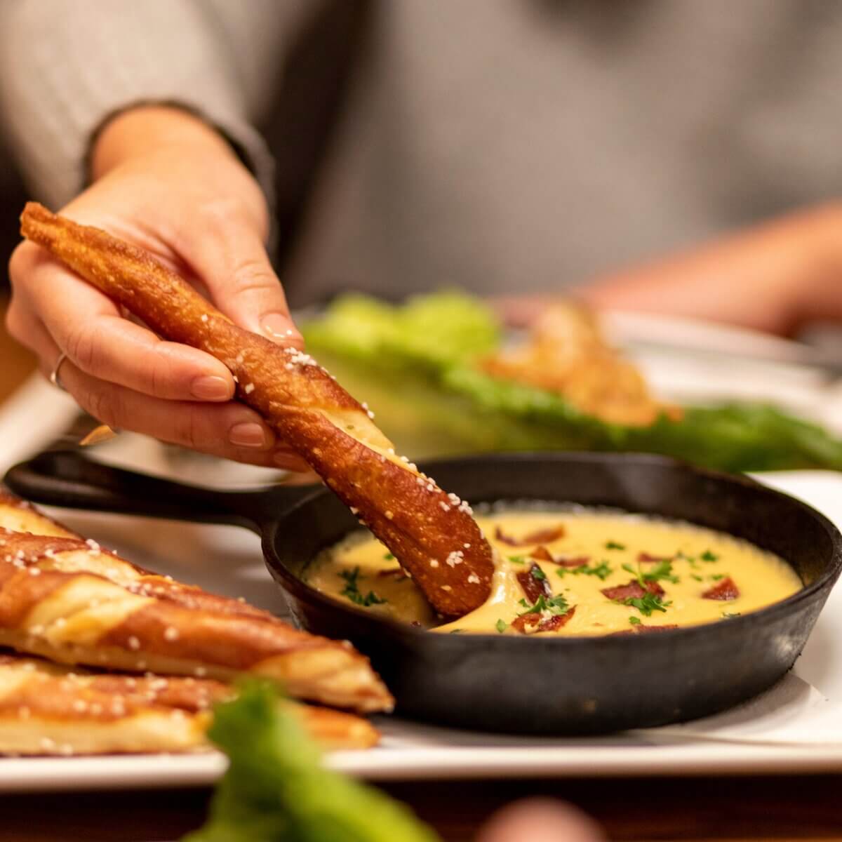State & Main Barrhaven | State & Main Kitchen and Bar | Restaurant | Bar