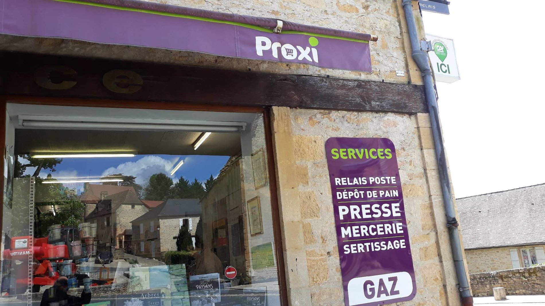 La Poste Relais ST GENIES CARREFOUR PROXI (24590) - La Poste