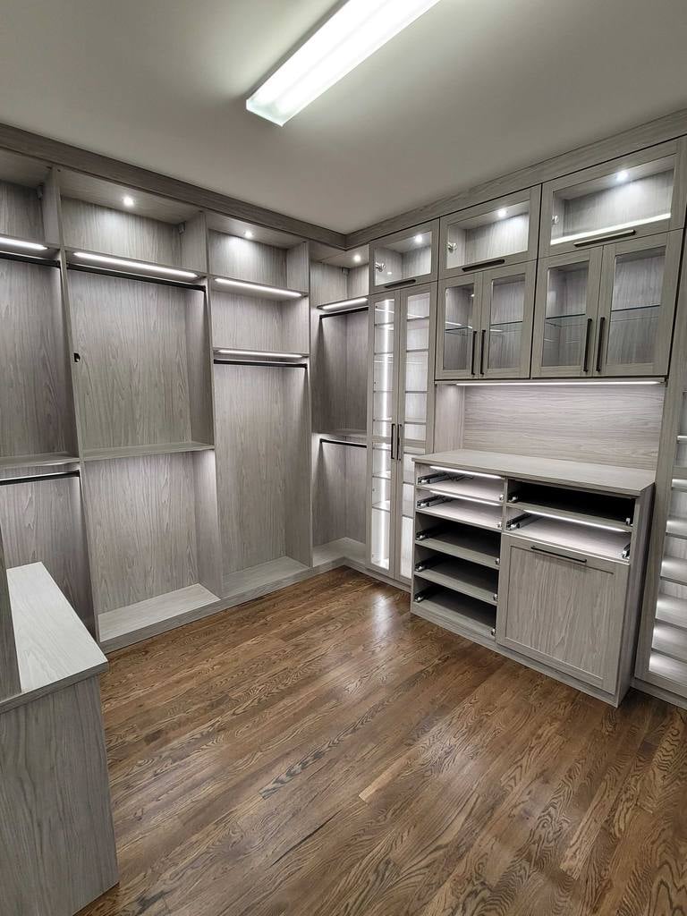 Marketing Manager: Ariel Chenworth | California Closets