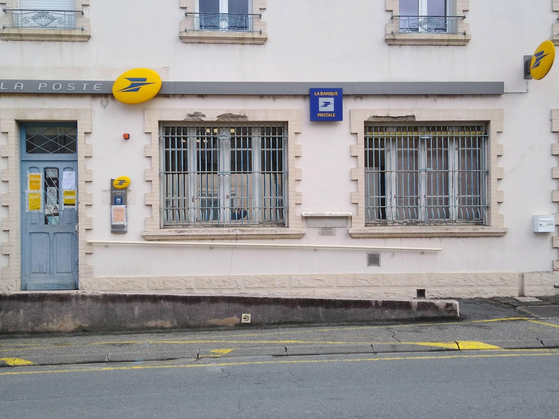 La Poste Relais BRIATEXTE Buraliste (81390) - La Poste