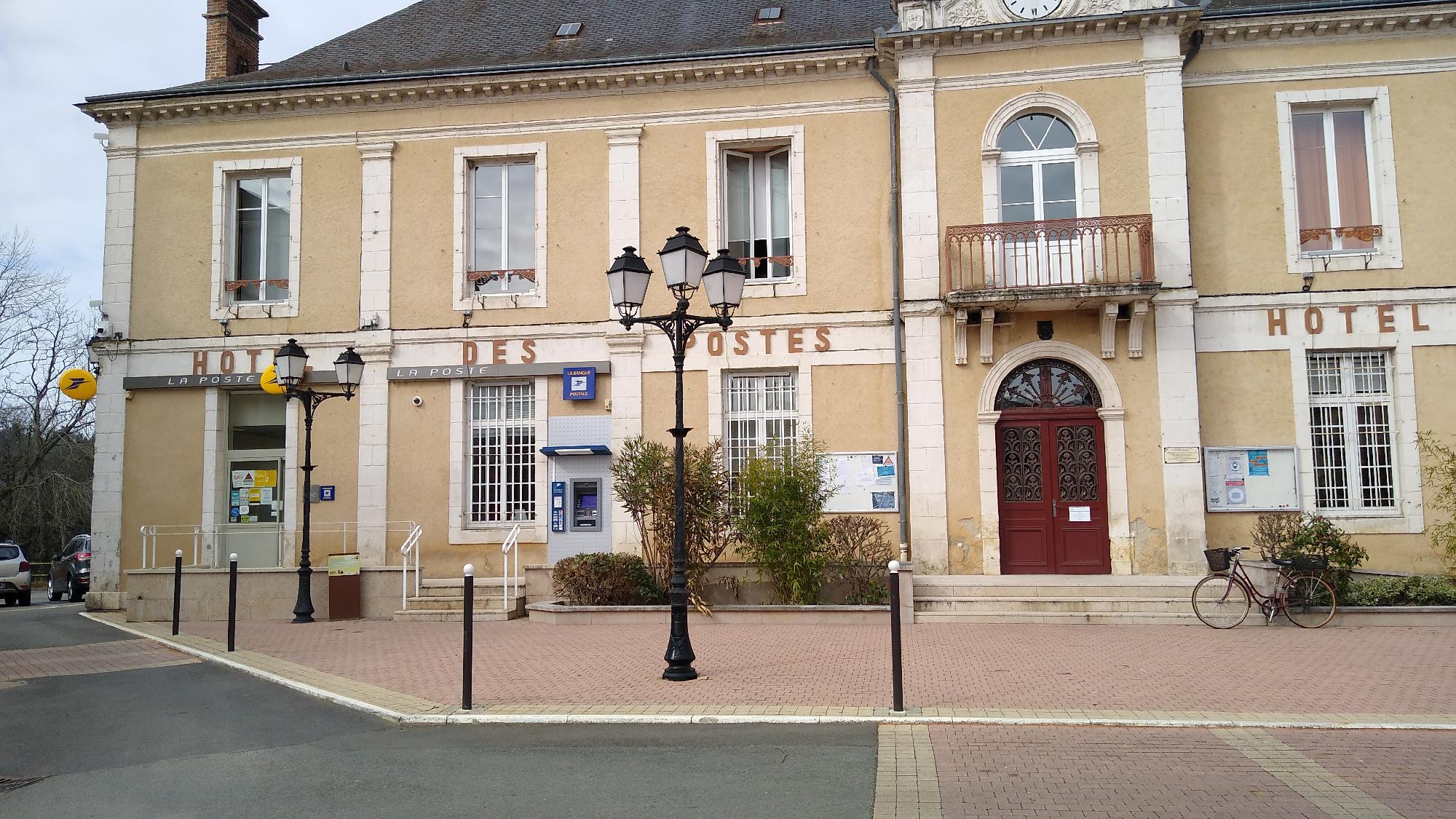 La Poste CLOYES SUR LE LOIR (28220) - La Poste