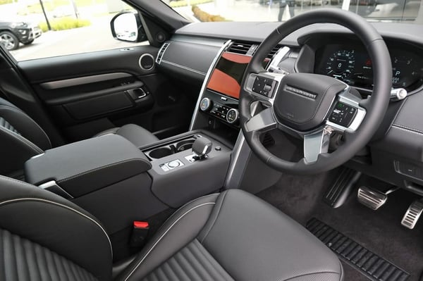 Essendon Land Rover | Land Rover Retailer in Essendon Fields VIC, Australia