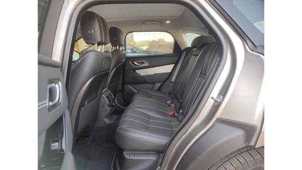 Land Rover Amp Motors | Retailer | Jaipur, IN