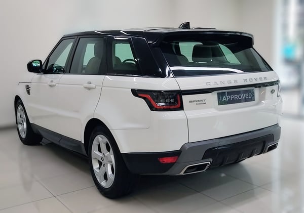 Land Rover Navnit Motors | Retailer | Mumbai, IN