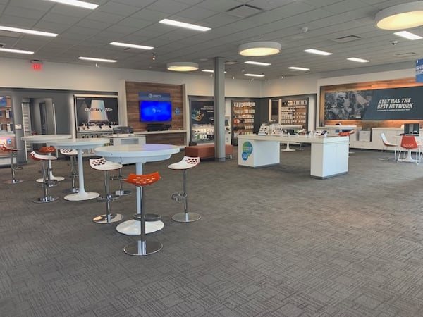 AT&T Store - Baxter Northpoint Circle – iPhone SE w/ Curbside Pickup ...